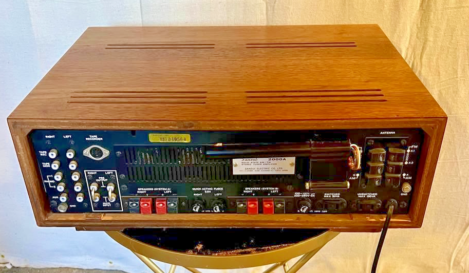 SANSUI 2000A BEAUTIFUL stereo receiver serviced/Re-capped, Wood case ...