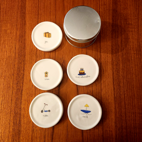 RARE VINTAGE SET 5 Beth Mueller Handmade Ceramic COASTERS IN METAL TIN ...