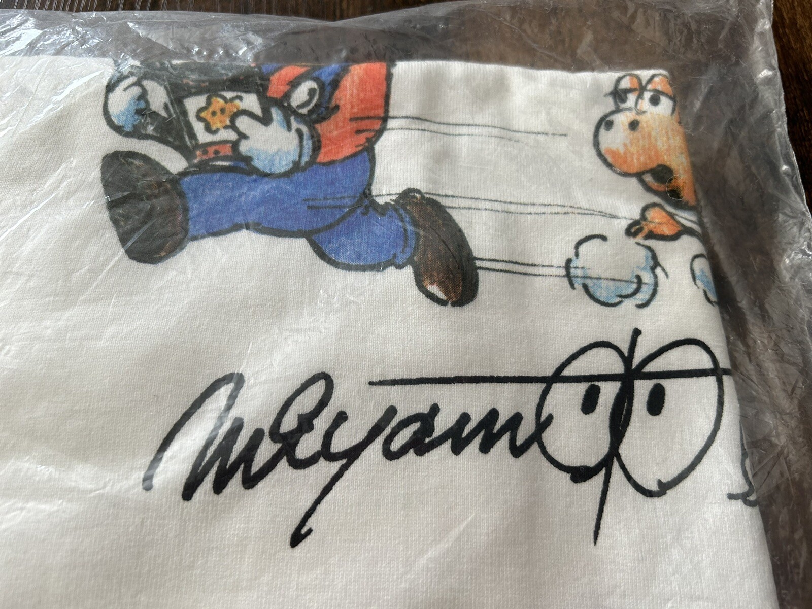 EXTREMELY RARE NINTENDO POWER 200 MARIO TSHIRT PRINT SIGNED BY SHIGERU ...