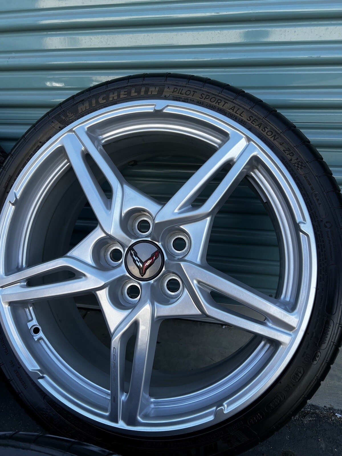 Chevrolet C8 Corvette OEM Wheels Tires 2020 2021 Set 4 Genuine | eBay