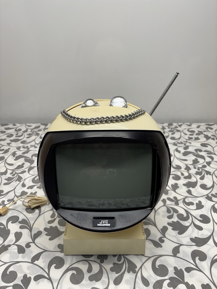 Space Astronaut Helmet TV JVC Videosphere 3240 1970 Mid Century ...