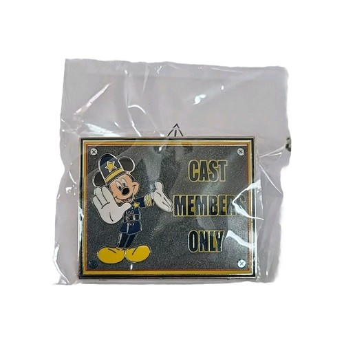WDW Disney World Security Cast Member Mickey Mouse Pin Exclusive NOS ...