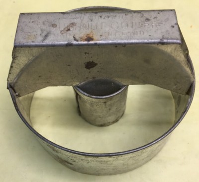 Vintage ENGLAND MADE ~Biscuit/Doughnut Cutter Primitive~ | eBay