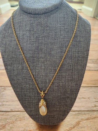 Vintage Crown Trifari Gold Tone Faux Pearl Rhinestone Drop Necklace | eBay