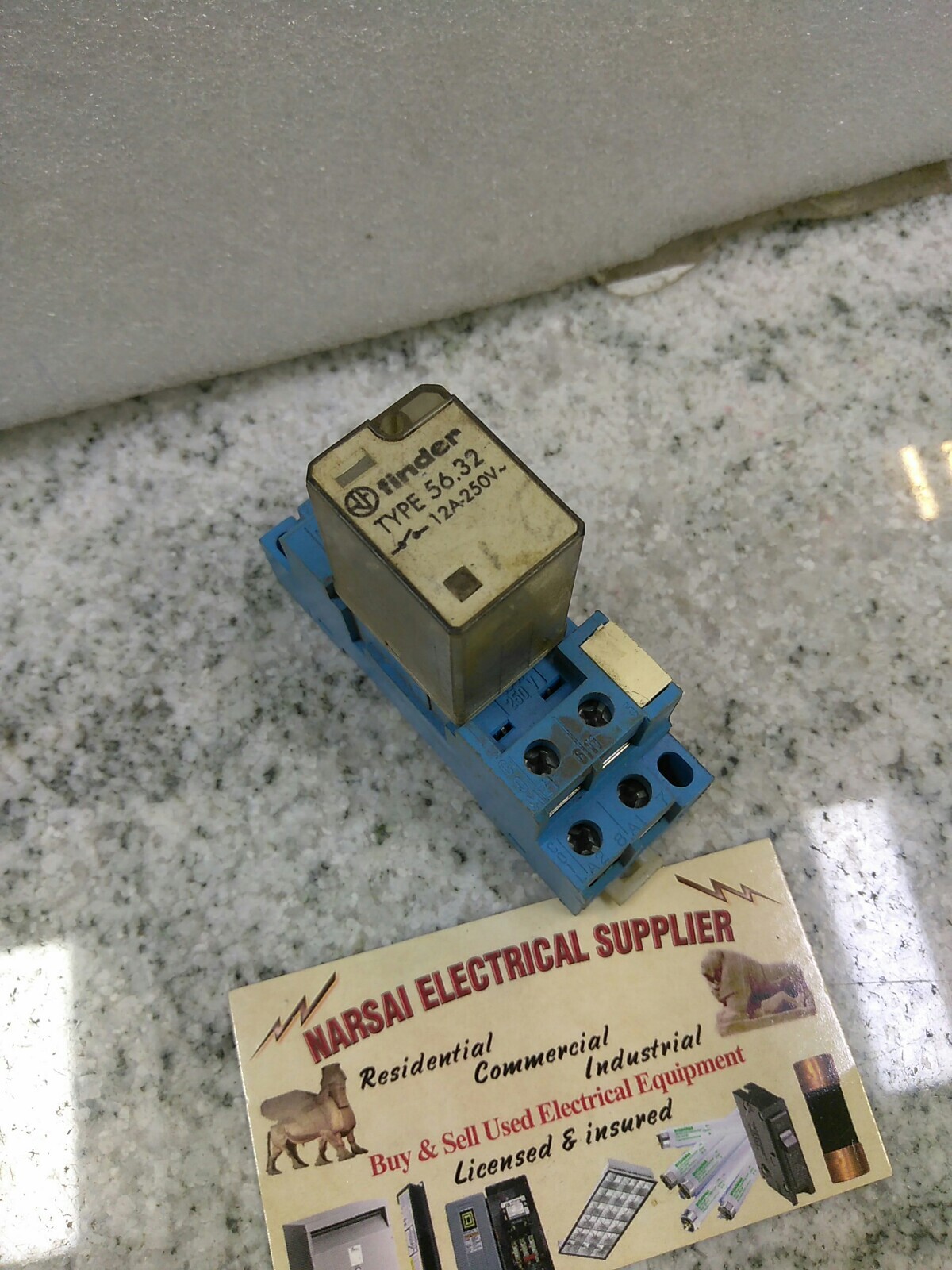 Finder Type 56.32 Relay 12A, 250VA ,24VDC, W/ Type 96.72 Base, 5632 ...