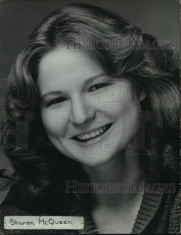 Sharon Mcqueen's Instagram, Twitter & Facebook on IDCrawl