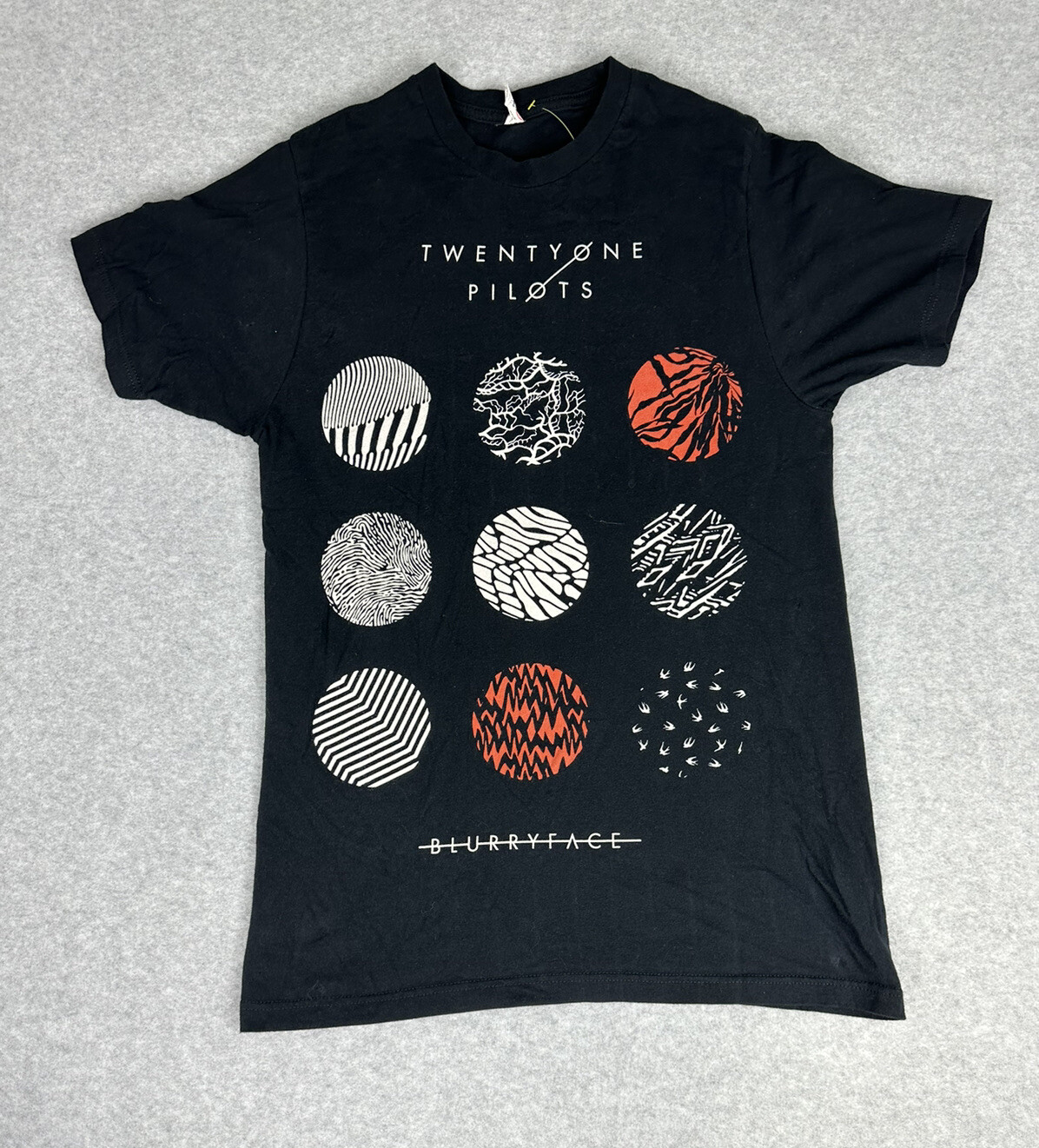 Twenty One Pilots Mens Circle Patterns Blurry Face Sh… - Gem
