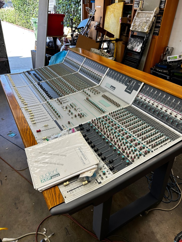 AUDIENT 8024 36 Channel Analogue Recording Console | eBay