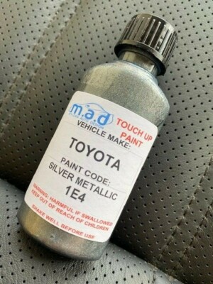 TOUCH UP PAINT BOTTLE FOR TOYOTA SILVER METALLIC 1E4 PAINT 30ML SCRATCH ...