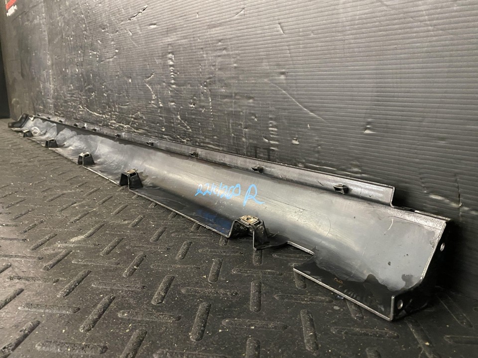 2011-2023 Chrysler 300 Rocker Panel Right Passenger Side Skirt Molding ...