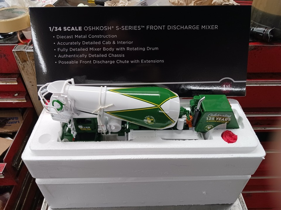 NEW HUGE SUZIO CONCRETE DIECAST METAL OSHKOSH MIXER 125TH ANNIVERSARY ...