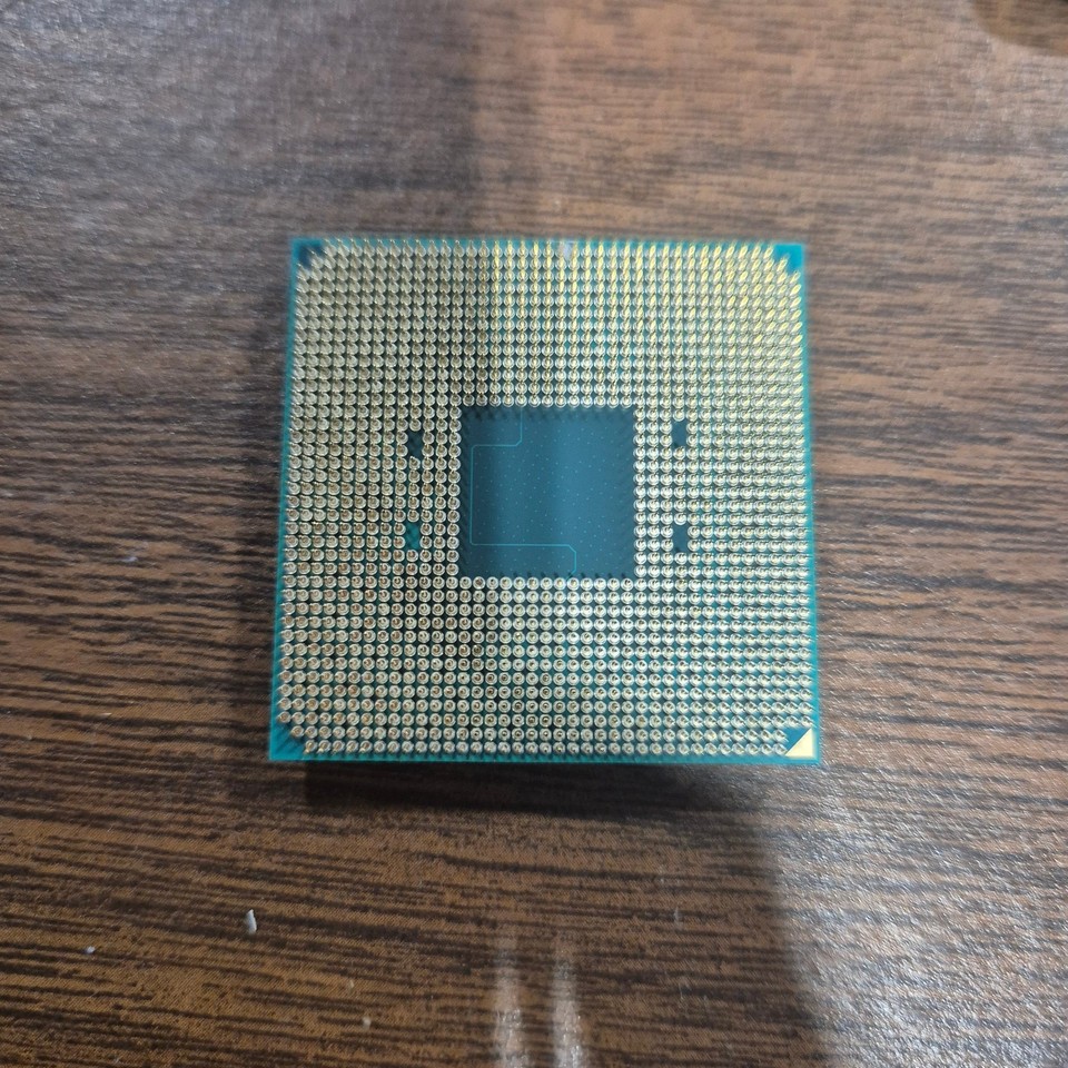 AMD Ryzen 5 PRO 3400G 3.70GHz Socket AM4 Desktop CPU Processor ...