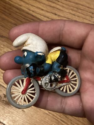 Vintage Smurfs Bicycle Smurf Biker Biking Peyo Schleich 1979 Hong Kong ...