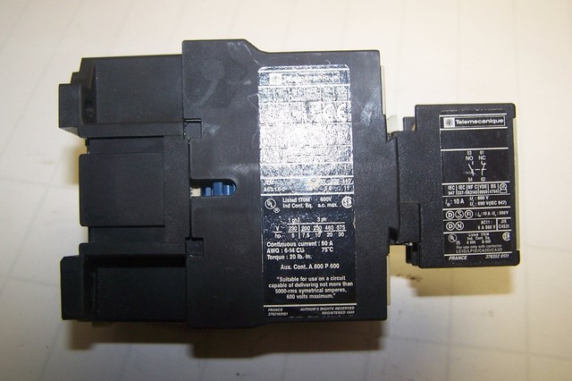 Telemecanique 50 Amp 30 HP 600 VAC 110v Coil Contactor LC1D3201 for ...