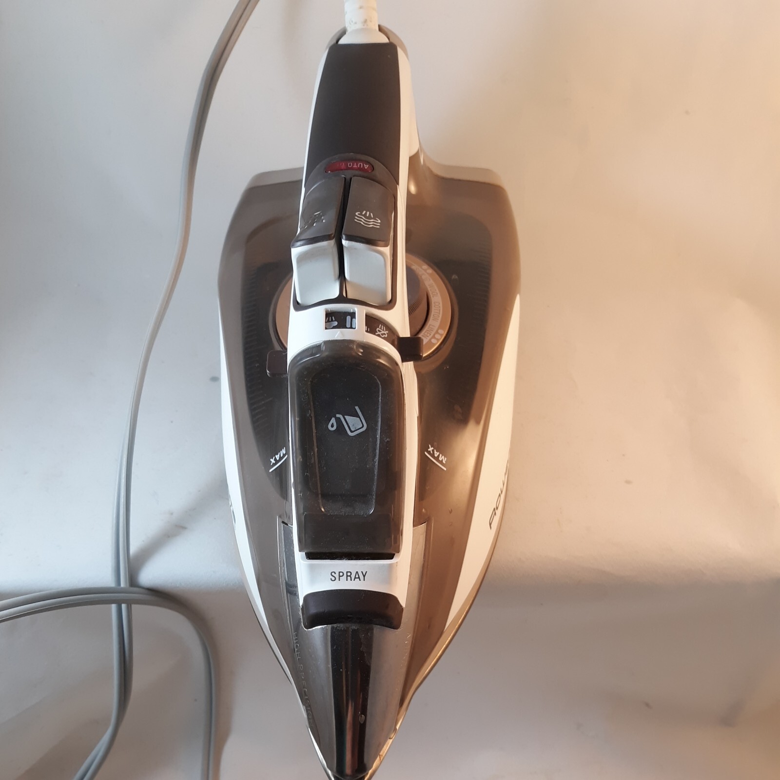 Rowenta Focus Steam Iron D8080 1715W SS Soleplate Made in Germany Parts ...
