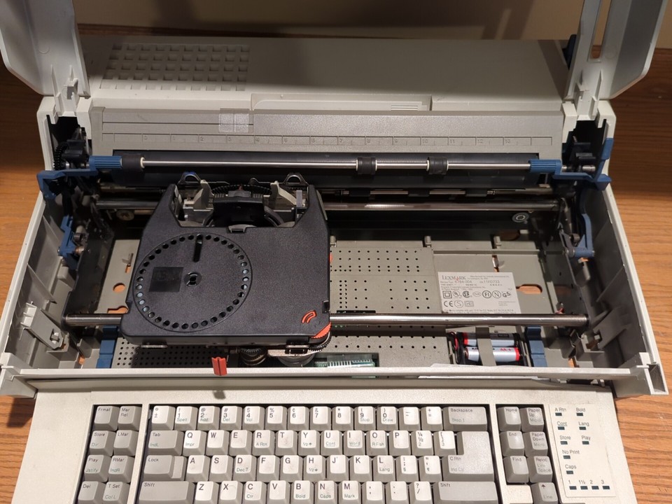 IBM Wheelwriter 3000 Electronic Typewriter - Works Great! | eBay