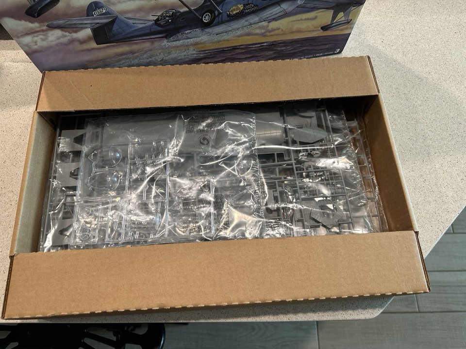 Monogram PBY-5A Catalina 1/48 Scale Model 85-5613 Skill Level 3 | eBay