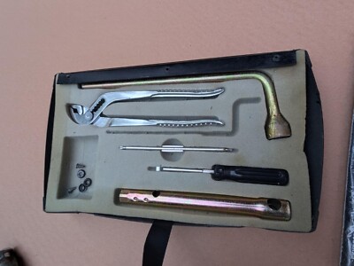 saab 900 Turbo Classic OEM factory tool kit SPG Convertible 89 90 91 92 ...