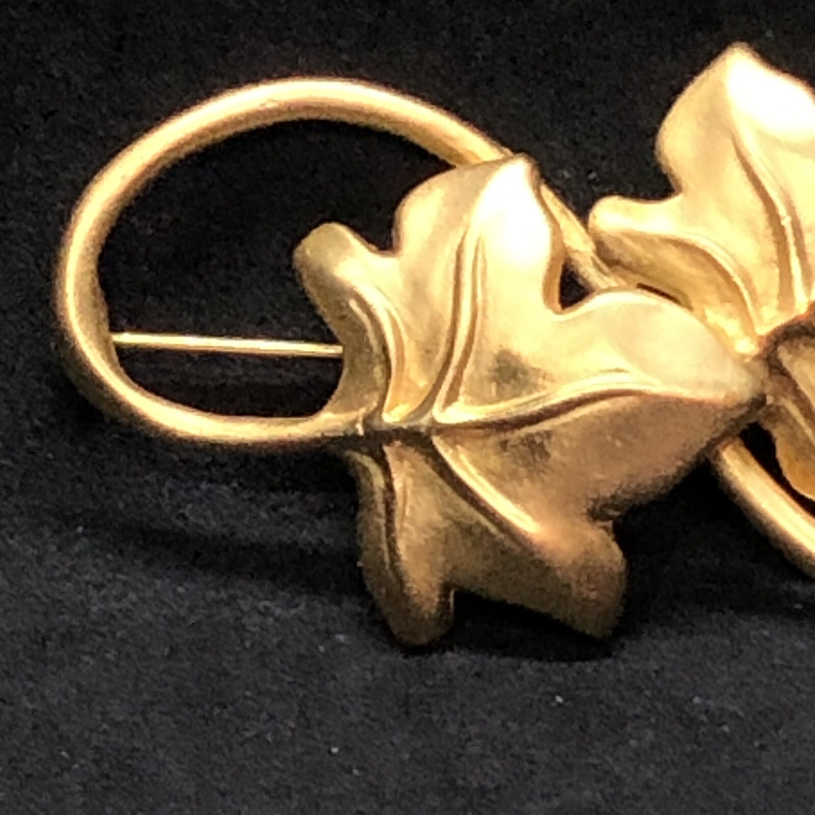 Signed GIVENCHY Vintage Modernist Leaves Brooch Matte… - Gem