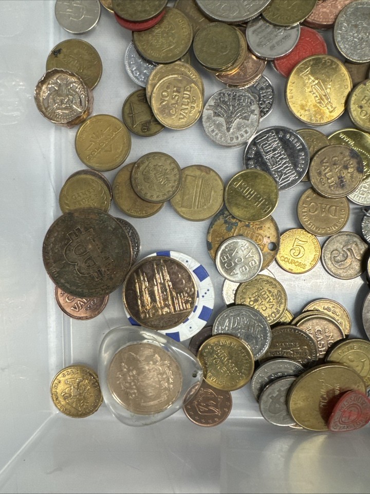 Token Medals Commemoratives Lot Of 2 Pounds Mixed Variety Exonumia Lot ...