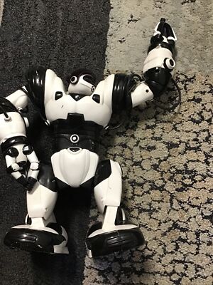 WowWee Robosapien Humanoid R/C Robot 14" Black/White NO REMOTE For ...