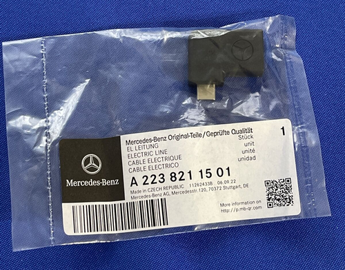 Mercedes Benz USB C Adapter A2238211501 interface NEW S E B C Klasse ...