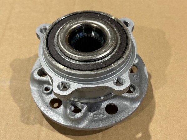 MERCEDES-BENZ EQS C CLASS REAR WHEEL BEARING AND HUB ASSEMBLY ...