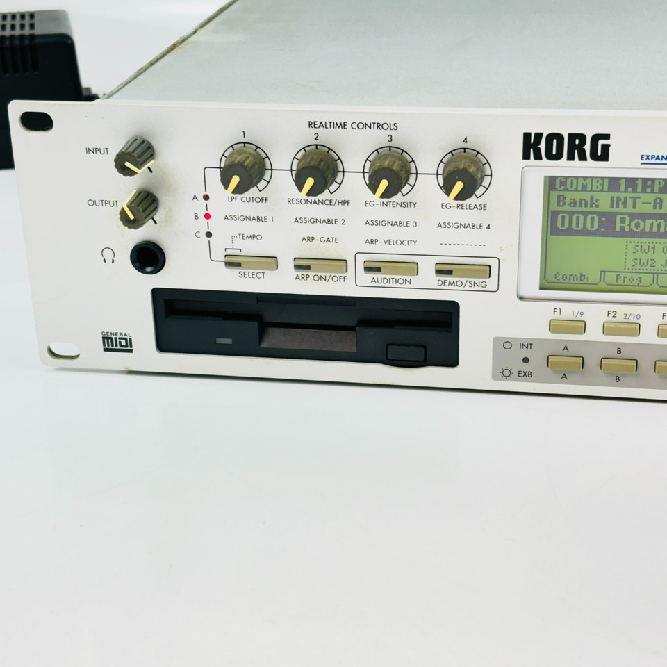 KORG TRITON RACK SYNTHESIZER sound source module multitimbral Tested | eBay
