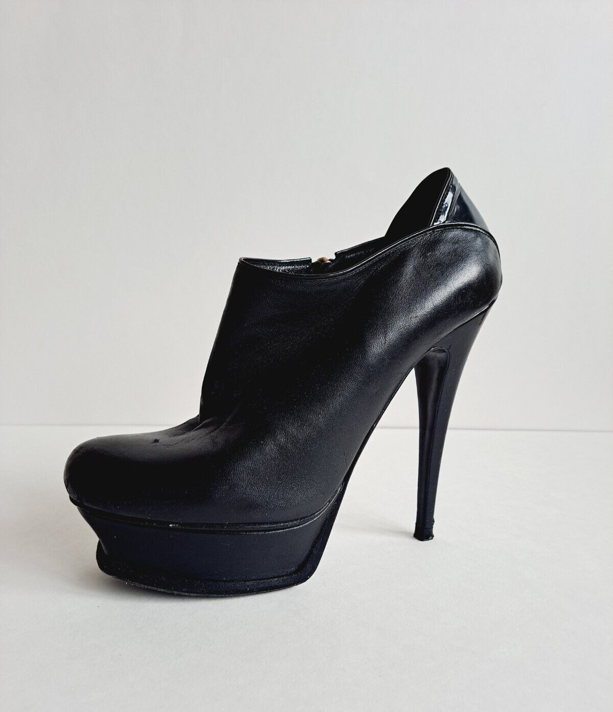 YSL Tribute Black Leather Ankle Platform Heels Bootie… - Gem