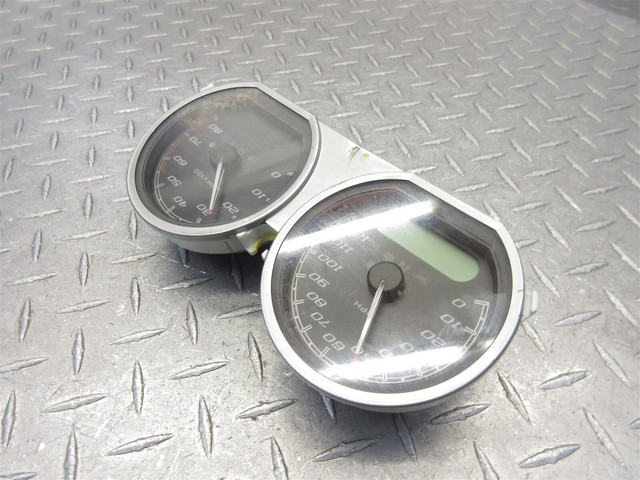 2014 Harley Instrument Cluster Speedometer Techno Meter MPH 70900121 ...