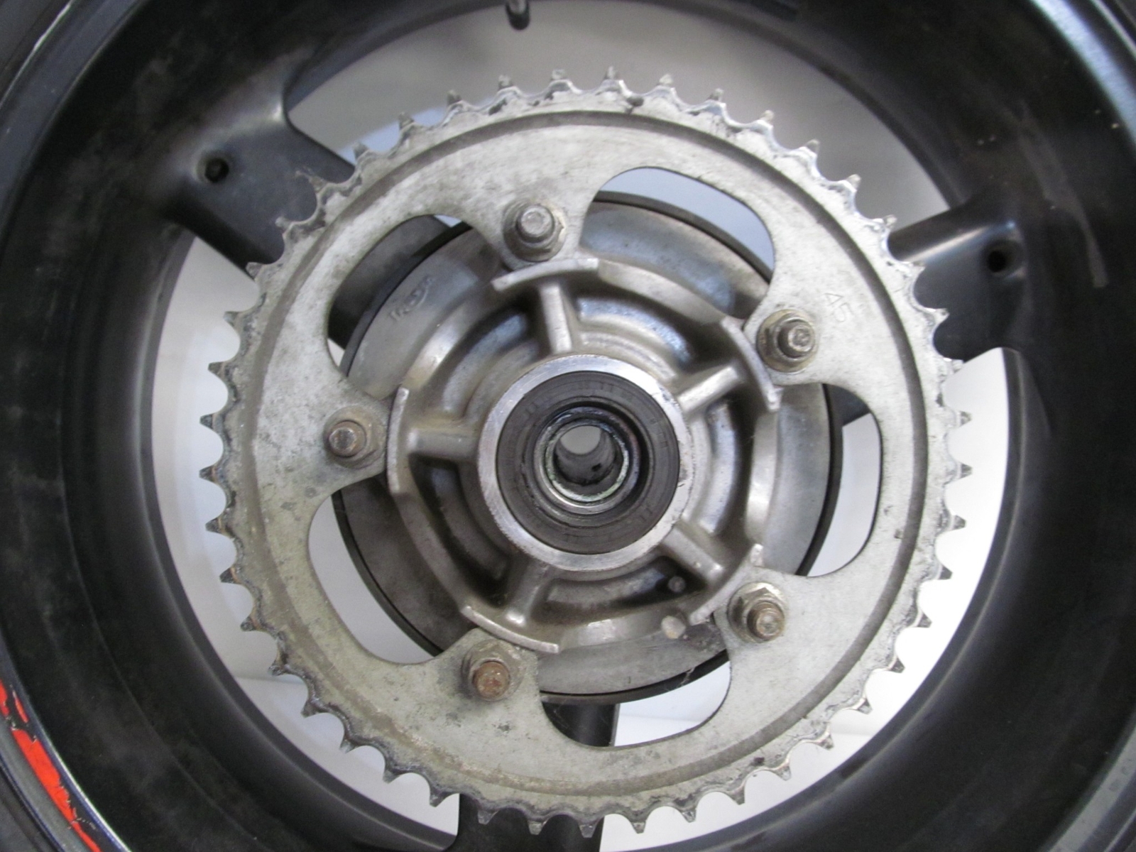 2004 TRIUMPH DAYTONA 600 REAR WHEEL | eBay