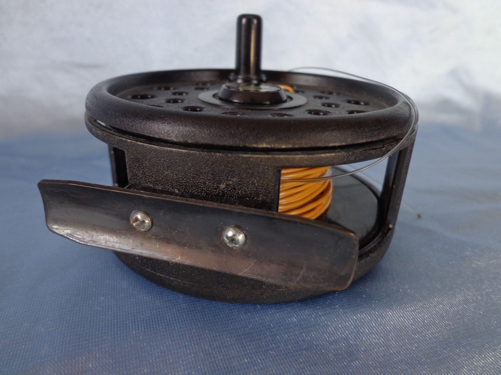 Master Graphite FR2 fishing reel Good working condition as shown ~ FREE ...