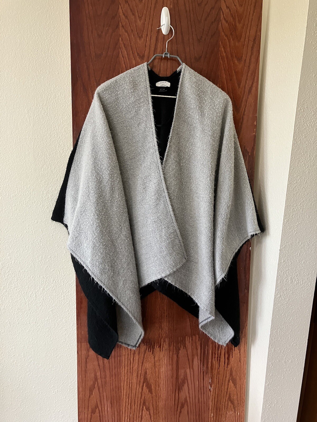 David & Young Open Front Shawl Poncho Soft Missing Be… - Gem