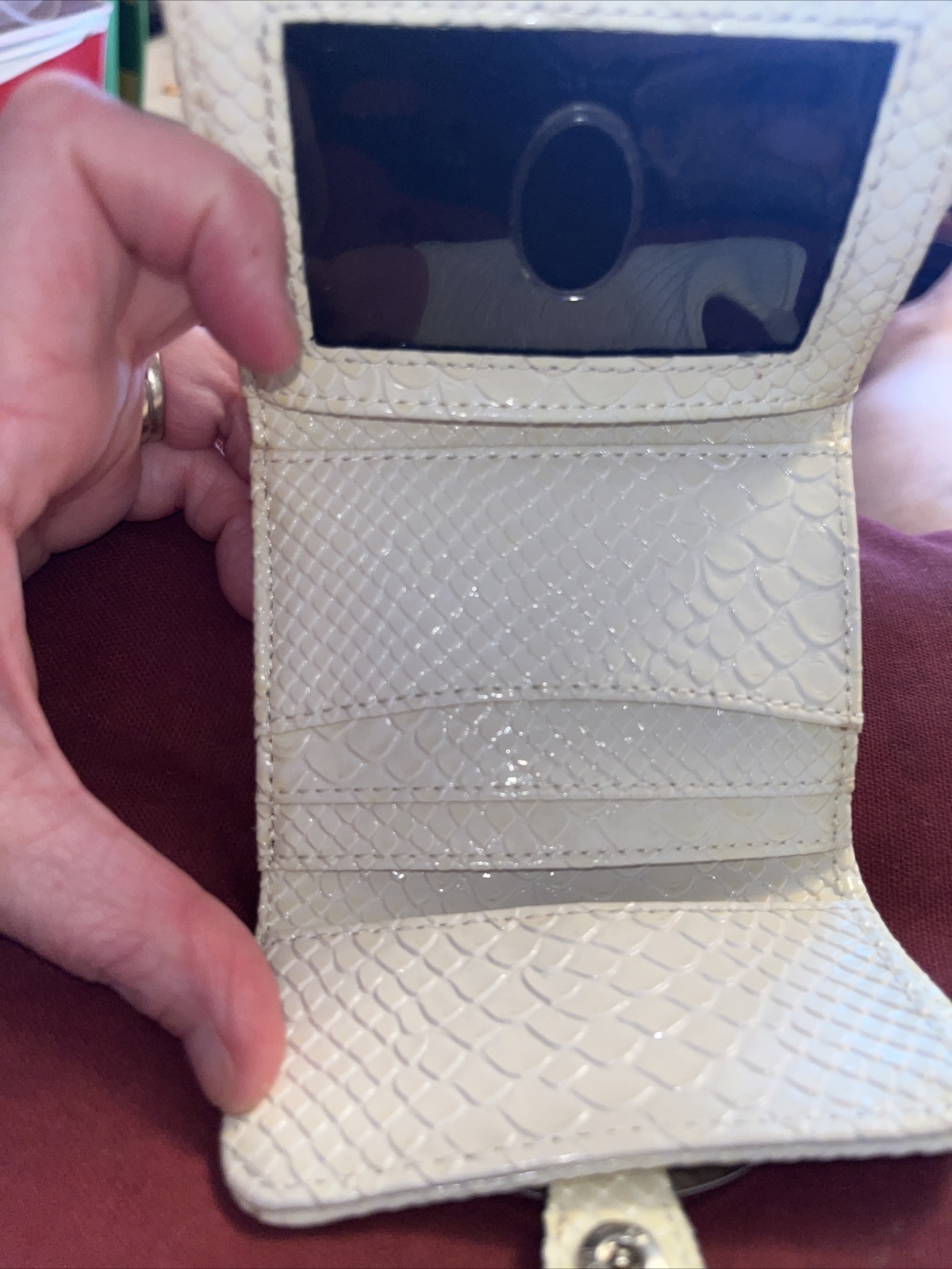 Guess Vintage Trifold Wallet Monogram Ivory Metal G A… - Gem