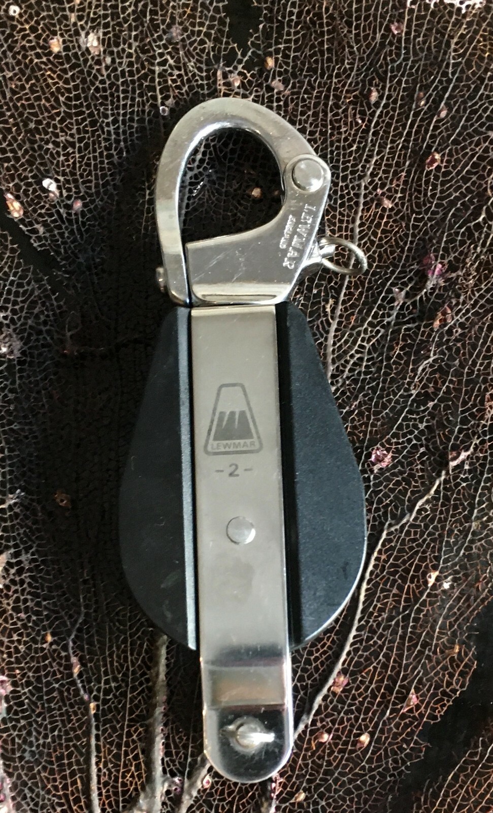 Lewmar England Size 2 Snap shackle single block with becket 80MM Sheave ...