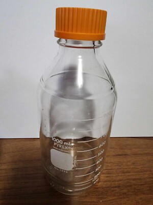 Lab Glassware - Pyrex Bottles