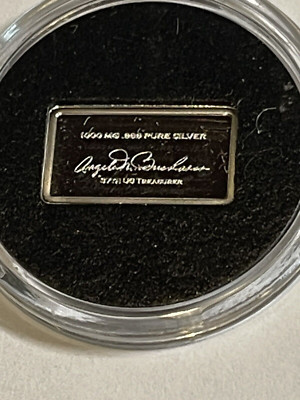 37th Secretary of Treasury Angela Bay Buchanan 1000mg Proof .999 Silver ...