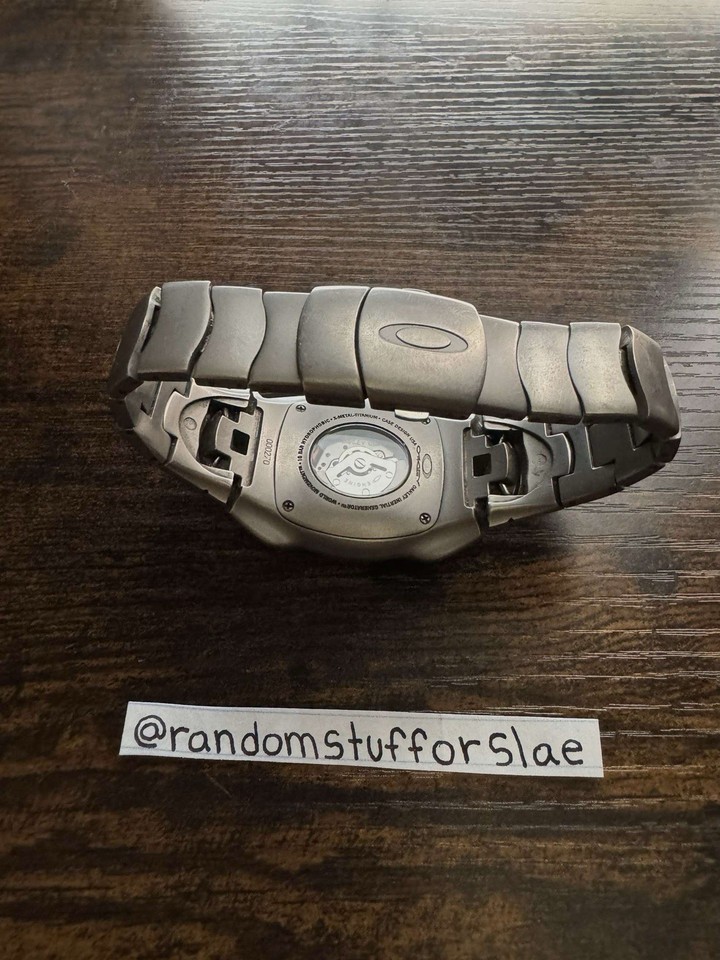 *PLEASE MSG FIRST*Oakley Time Bomb Titanium Watch Red | eBay