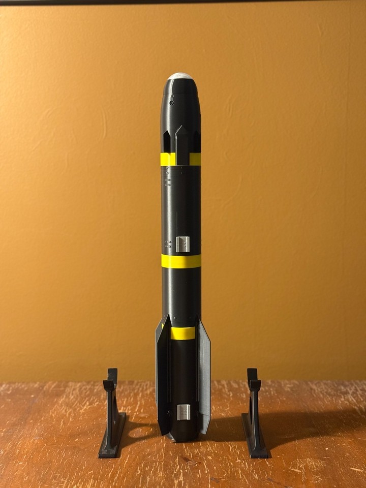AGM-114 Hellfire Replica Missile – Military Collectible Display Piece-1 ...