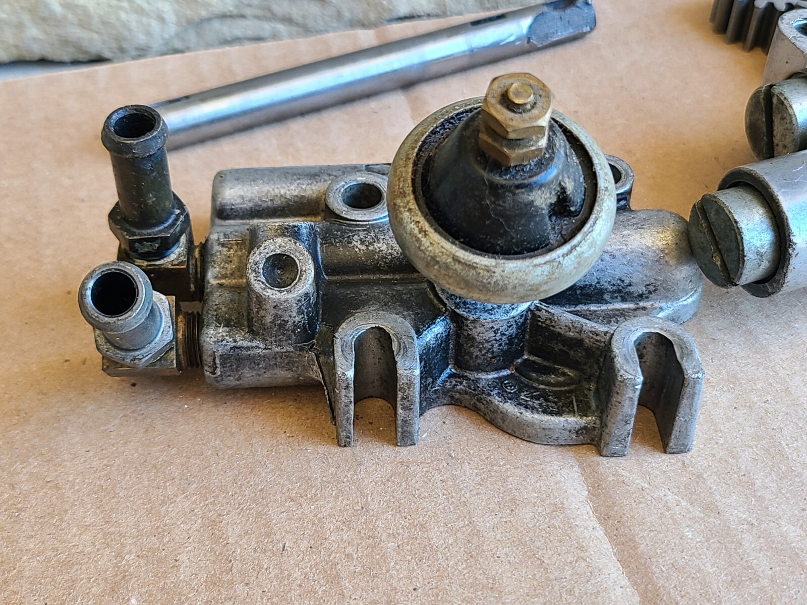 HARLEY DAVIDSON SHOVELHEAD EVO MOTOR OIL PUMP HOUSING 26219-68B OEM | eBay