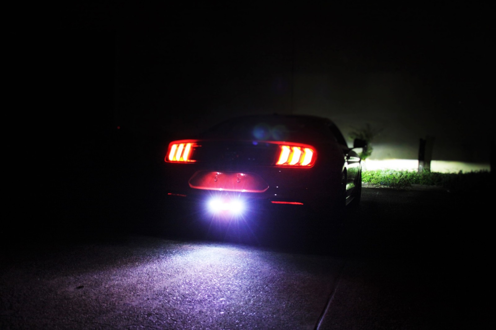 SAP Custom Bright LED Reverse Rear Fog Light Kit for Ford FM FN Mustang ...