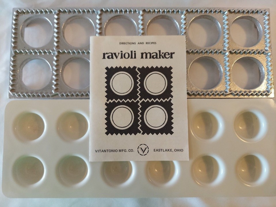 Vintage Ravioli Maker Vitantonio Mfg Co – Makes Ravioli Pierogi Canapes ...