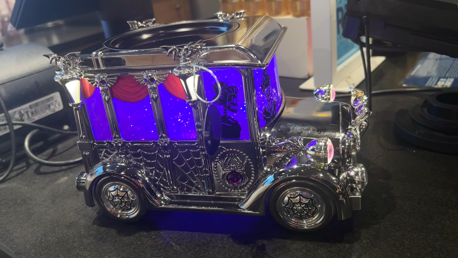 Bath & Body Works Halloween 3-Wick Light Up Hearse Candle Holder 2024 ...