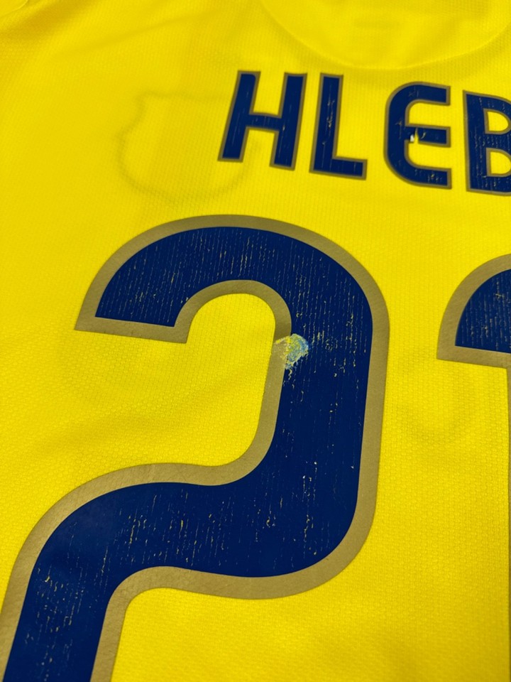 FC Barcelona Away Football Shirt 2008/10 Nike M Hleb #21 UNICEF Yellow ...