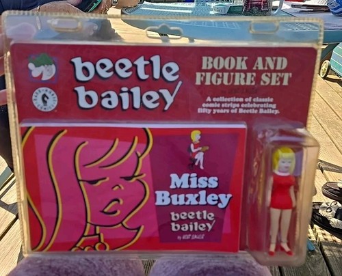 Beetle Bailey Miss Buxley Book & Figure Set By Mort Walker Dark Horse ...