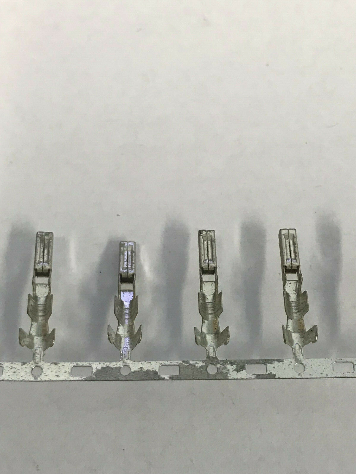 Lot of 100 KEI ST730496-3 Contact Female Socket Crimp Cable Mount Strip ...