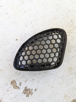 98-02 Pontiac Firebird Trans Am Lower bottom Passenger Fender Vent ...