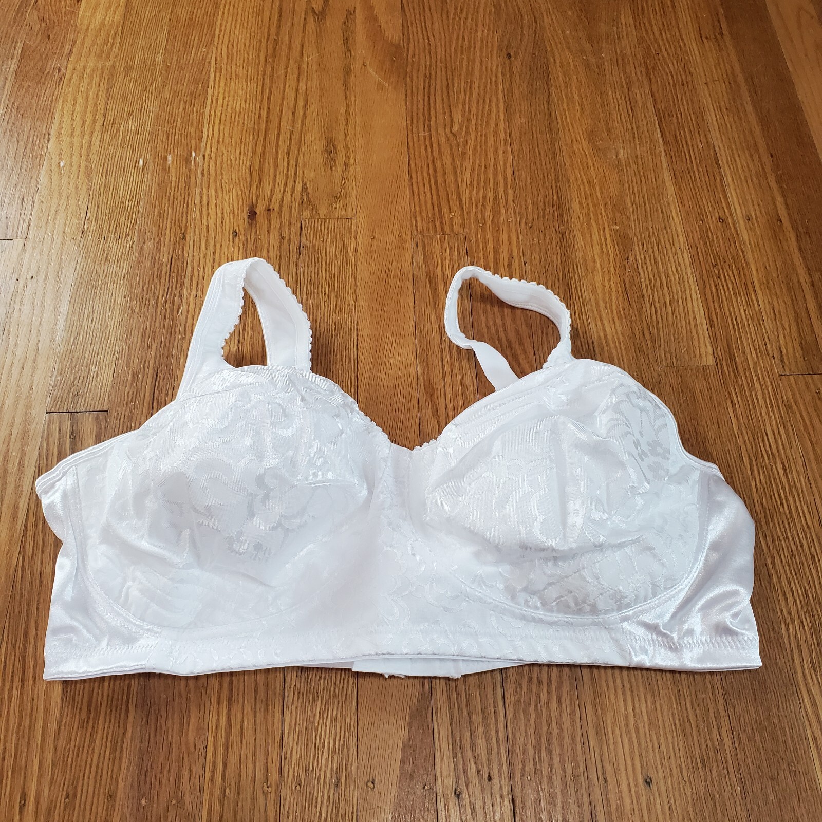 Playtex 18 Hour Bra Sz 42D Wirefree Ultimate Lift Tru… - Gem