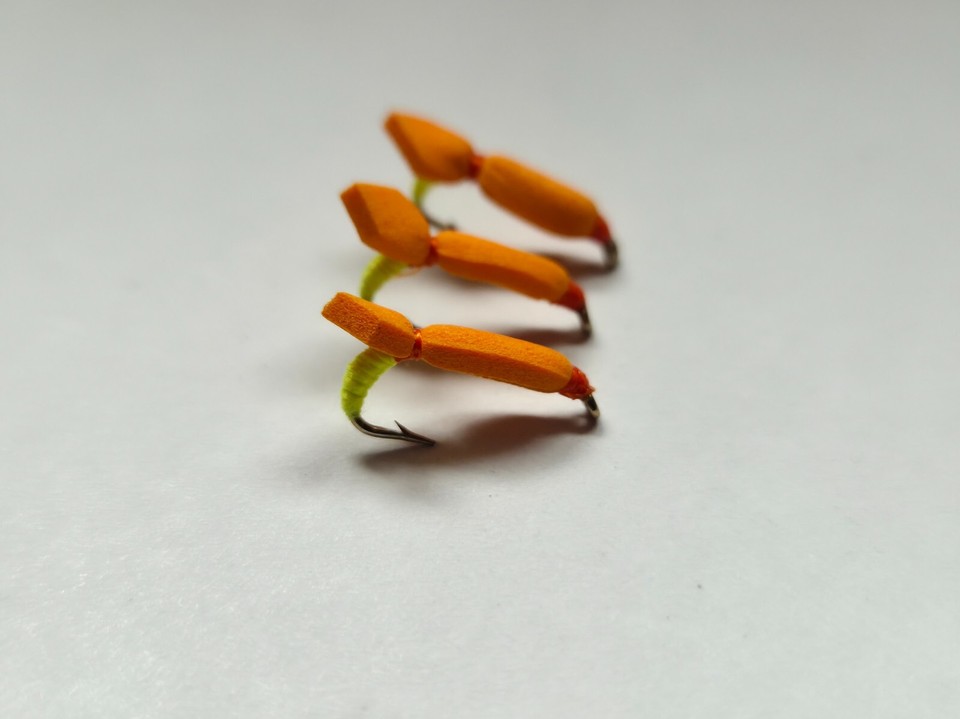 3 ORANGE FLOATING FRY FLY FISHING DRY TROUT FLIESSIZE 10 | eBay UK