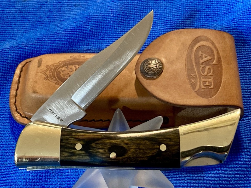 CASE XX CUTLERY USA 1981 HARDWOOD #P197 LG (4-7/8”) LB SHARK TOOTH ...